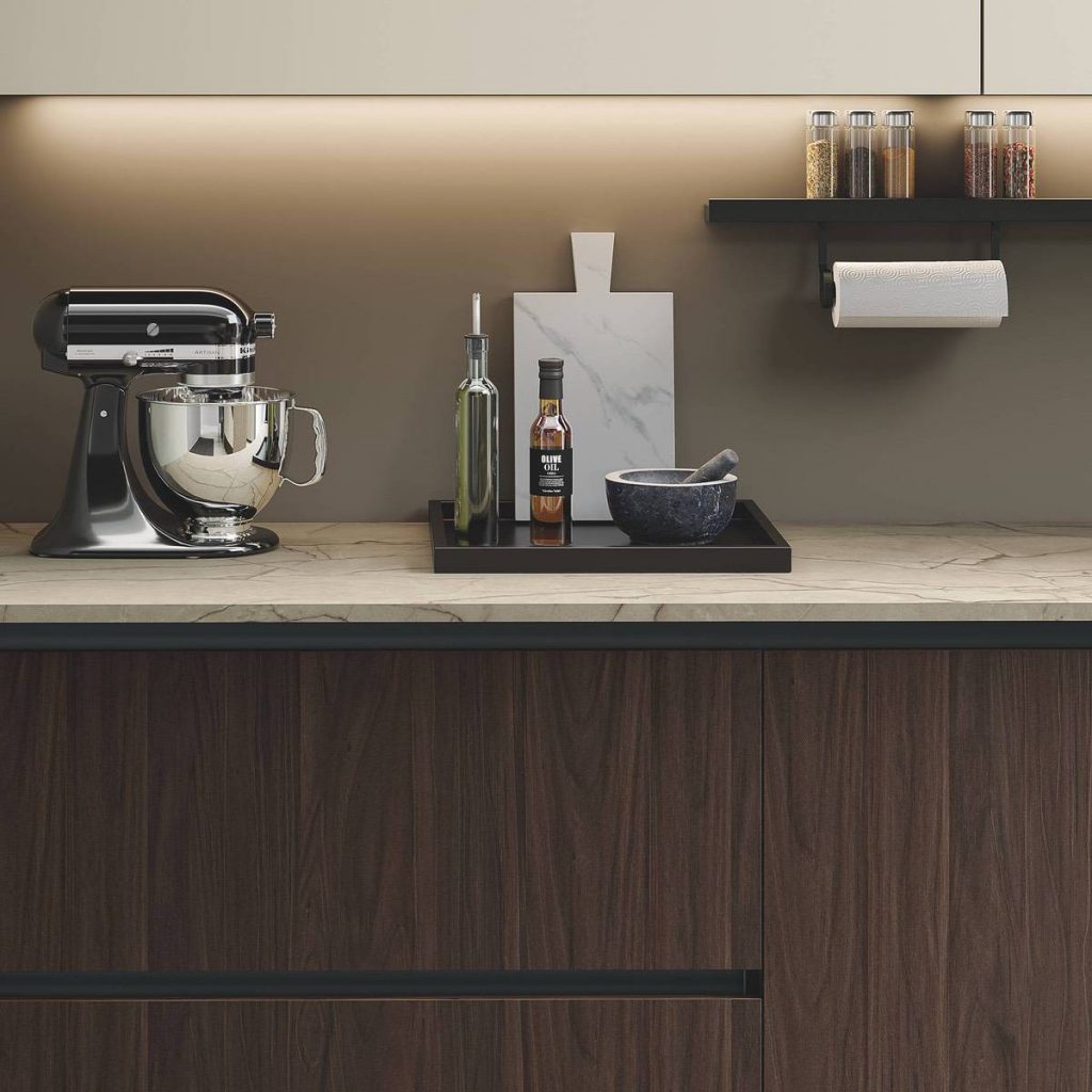 Central – Salt International